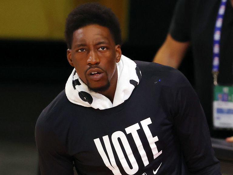 Heat's Adebayo planning to return for Game 3 vs. Lakers | theScore.com