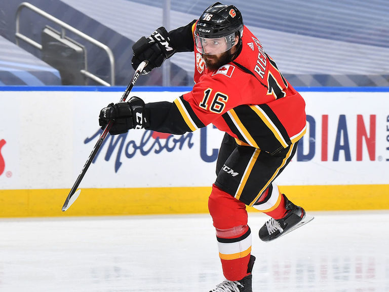 Sabres sign Tobias Rieder to 1-year contract | theScore.com