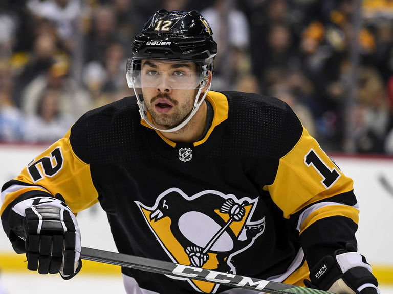 Flames sign Dominik Simon to 1-year deal worth $700k | theScore.com