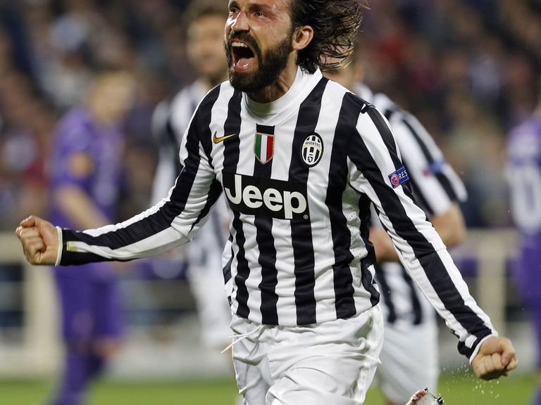 GIF: Andrea Pirlo's classic free kick vs. Lyon | theScore.com