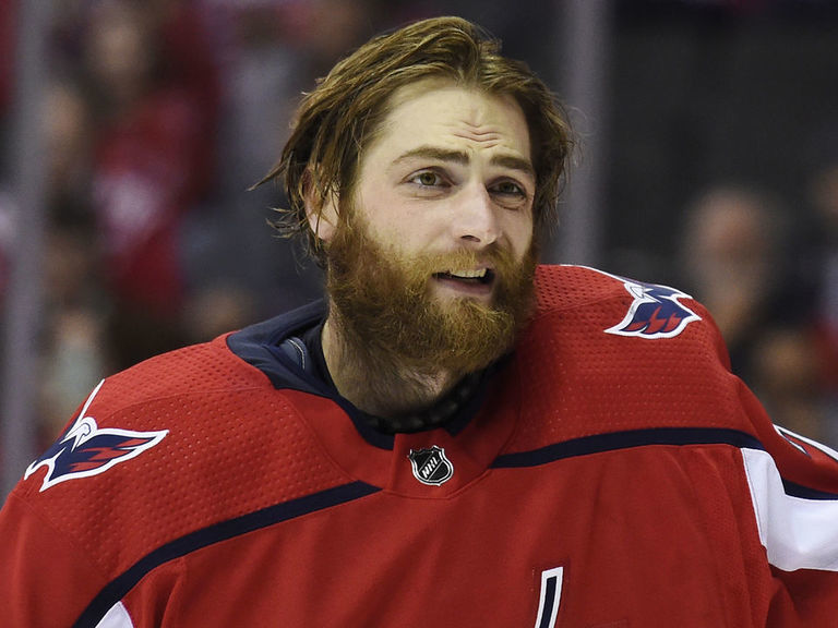 Holtby stuck at border with his tortoises | theScore.com