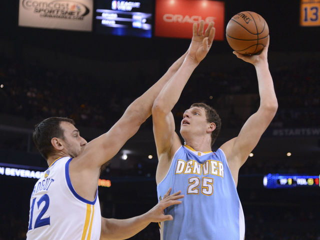 Mozgov grabs 29 rebounds, Faried hits late shot to help Nug…