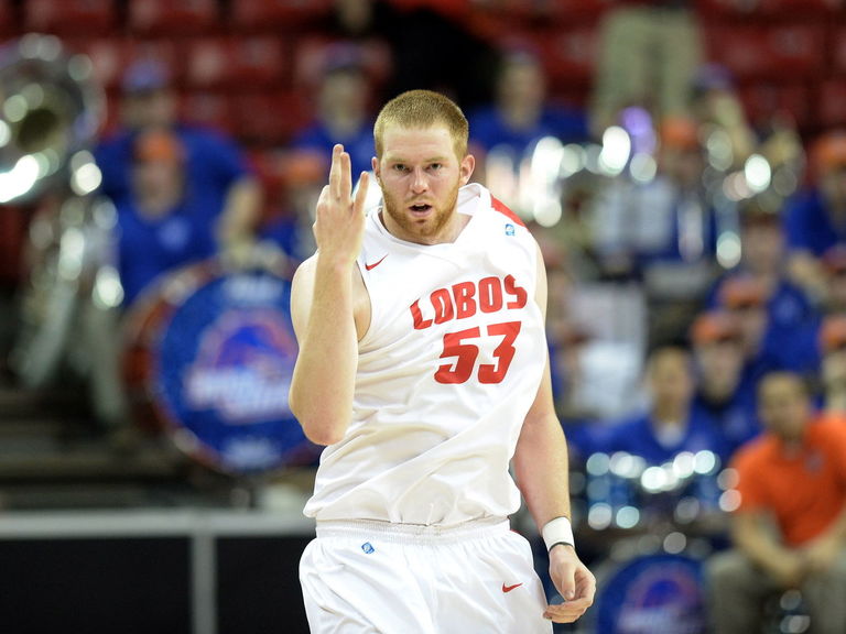 Report: New Mexico's Alex Kirk to declare for NBA Draft | theScore.com