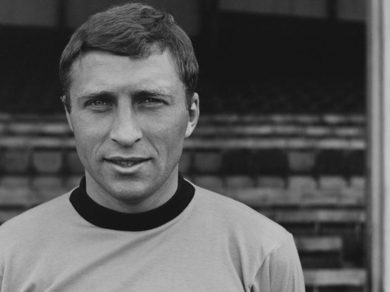 Former Wolves captain Mike Bailey suffering from dementia | theScore.com