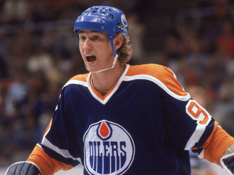 Gretzky rookie card expected to become hockey's 1st to fetch $1M ...