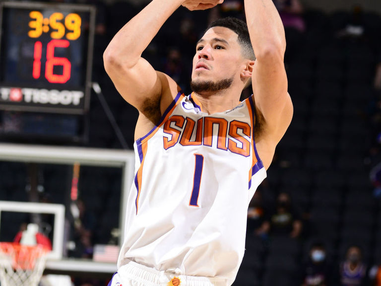 Booker scores season-high 36 as Suns beat Cavs | theScore.com