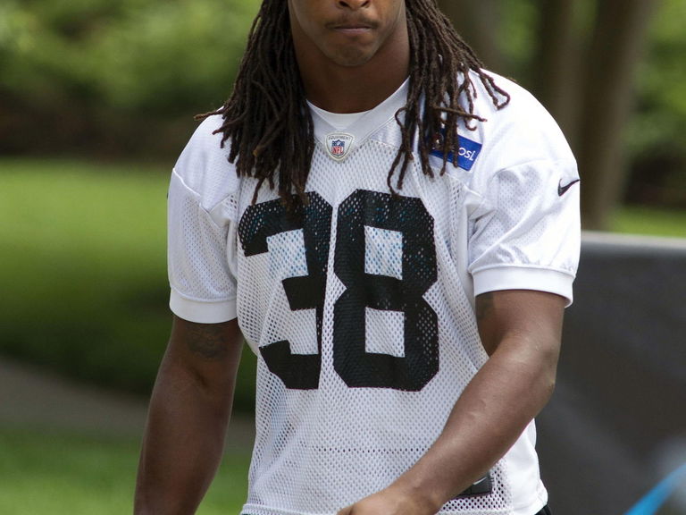 Panthers will rely on undrafted rookie S Lester | theScore.com
