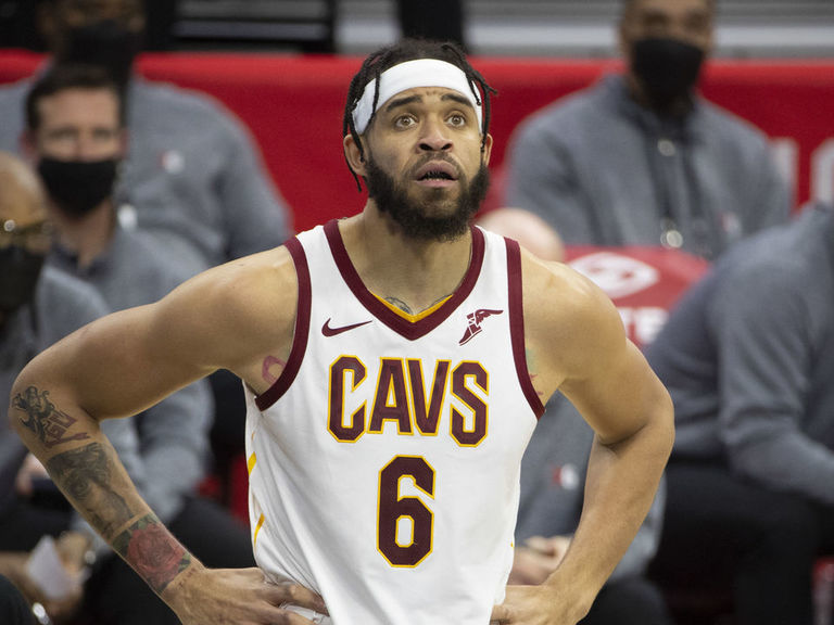 Report: Cavs' McGee garnering interest from contenders | theScore.com