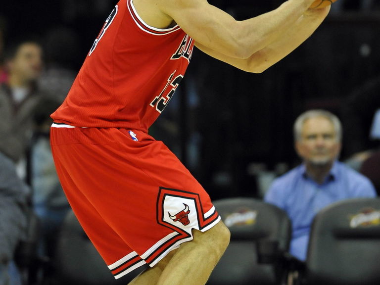 Bulls' Joakim Noah suing former shoemaker for failing to pay and ...