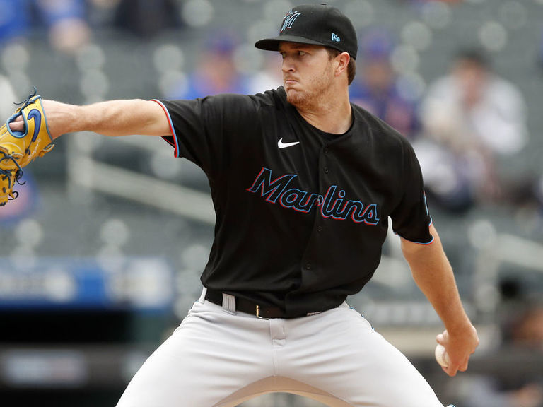 MLB's 2020 rookies debut all over again with fans in stands | theScore.com