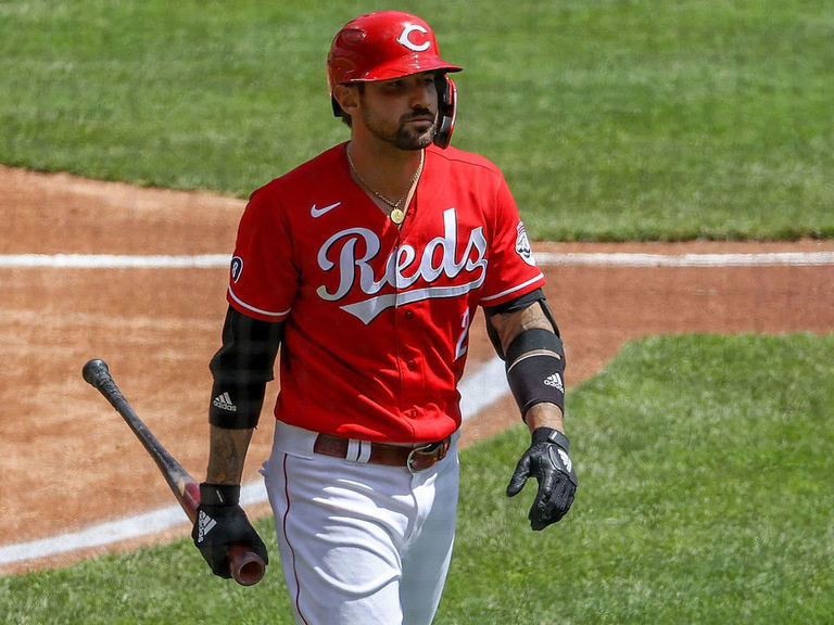 Reds place Castellanos on IL | theScore.com