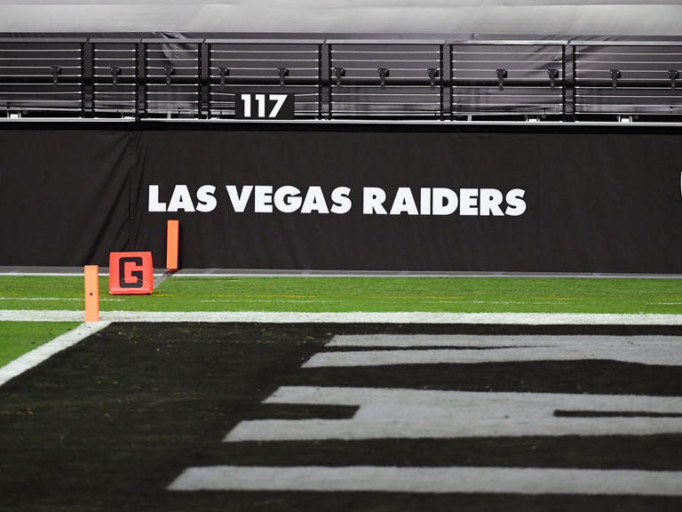 Floyd's brother expresses gratitude to Raiders for support | theScore.com