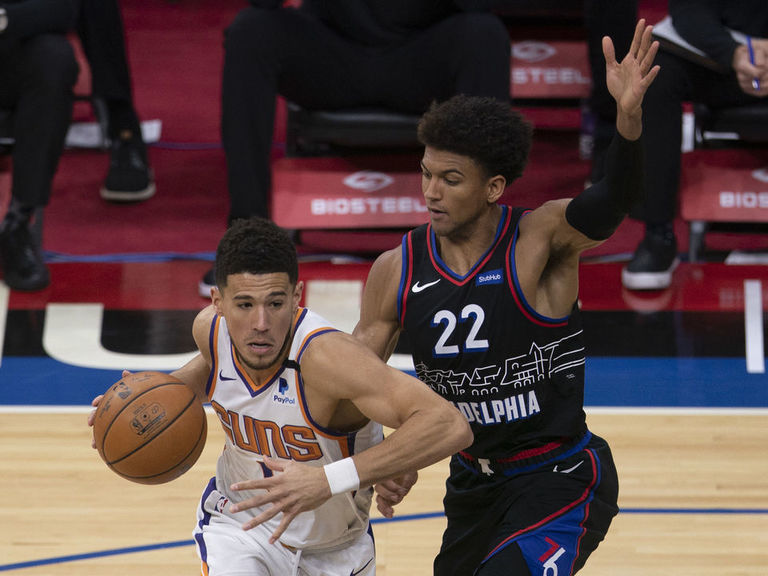 Paul, Booker lead Suns past undermanned 76ers | theScore.com