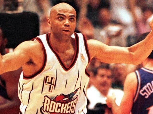 Trainer Tim Grover recalls witnessing Barkley throw fan thr…
