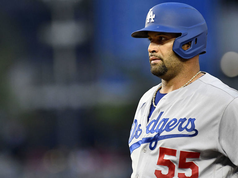 Pujols becomes 4th player in history with 6,000 total bases | theScore.com