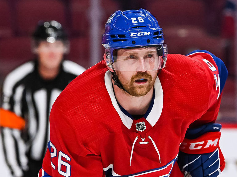 Petry's bloodshot eyes were result of resetting broken finger ...