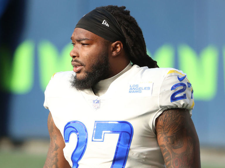 Rams' Henderson unlikely to play MNF vs. Cardinals due to COVID-19 ...