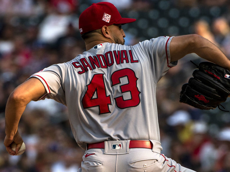 Angels' Sandoval loses no-hit bid with 1 out in 9th | theScore.com
