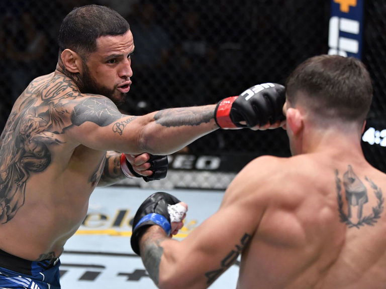 Report: Rodriguez stepping in as Lee's opponent on Aug. 28 | theScore.com