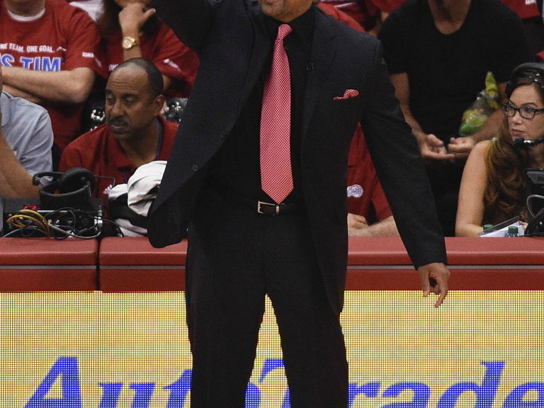 Why the Raptors and Warriors made different decisions with Dwane Casey ...