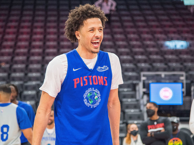 No. 1 pick Cade Cunningham makes debut in Pistons win | theScore.com