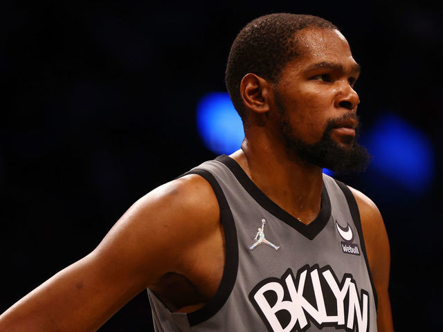 Durant fined $25K for throwing ball into stands | theScore