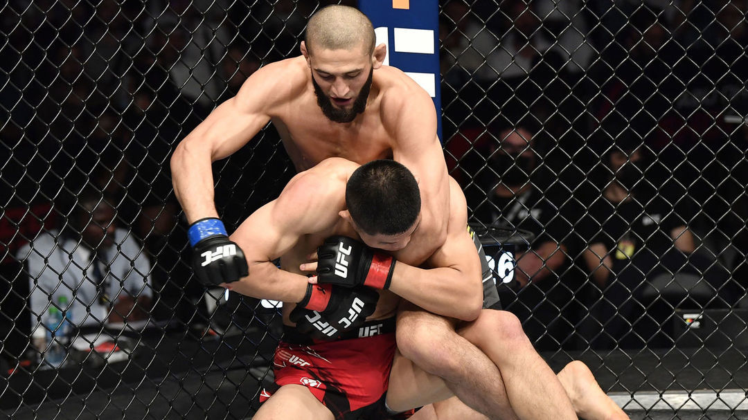 UFC 267 rundown: Teixeira's coronation a special moment | theScore.com