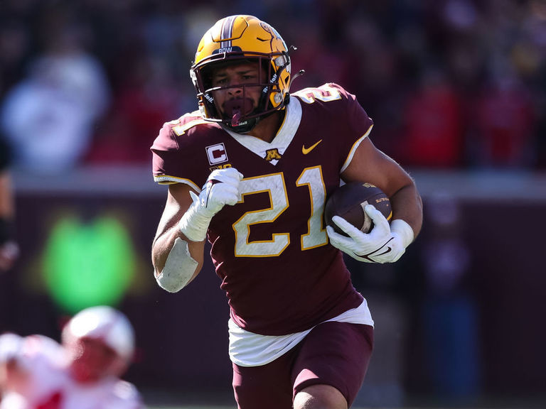 Minnesota's Bryce Williams done for season with ankle injury | theScore.com