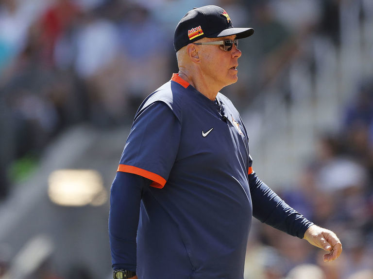 D-Backs hire Brent Strom as pitching coach | theScore.com