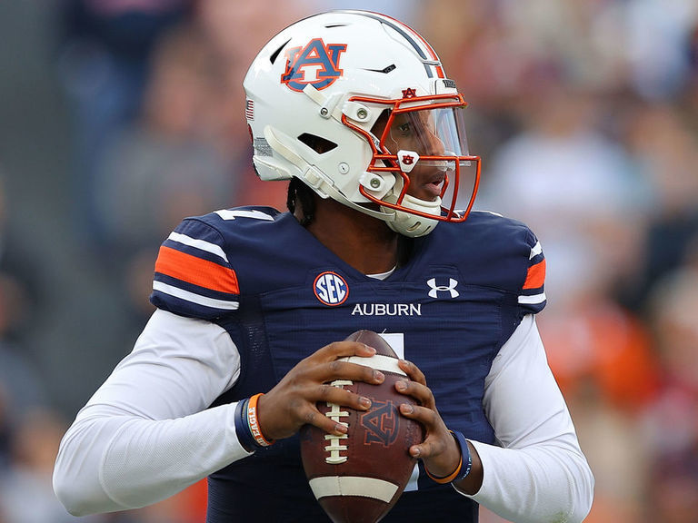 Auburn names Finley starting QB for season opener | theScore.com