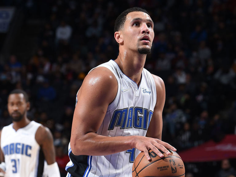 Magic's Suggs undergoes ankle surgery | theScore.com