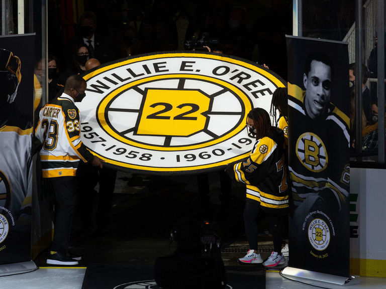 Bruins retire Willie O'Ree's number | theScore.com