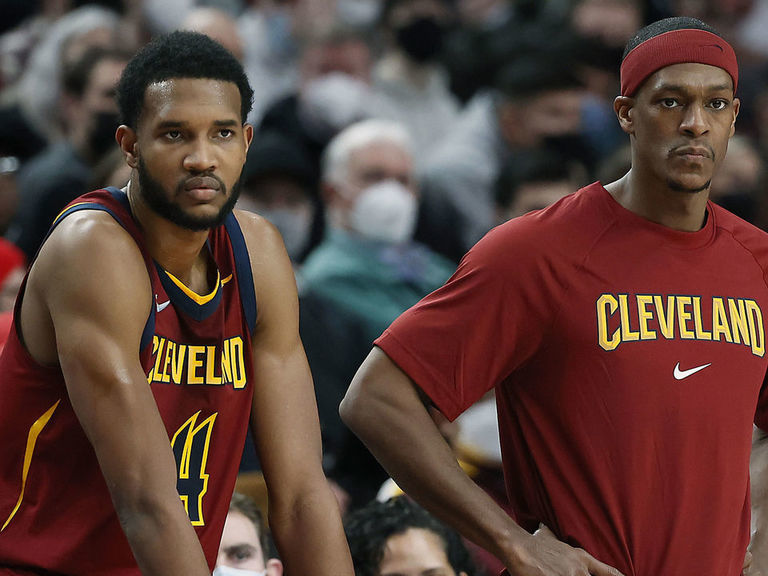 Rondo: Mobley might be 'most talented rookie I've ever played with ...