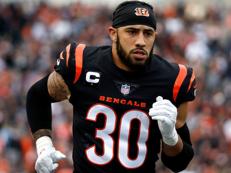 Bengals' Bates hopes to avoid franchise tag: 'You only get one shot at ...