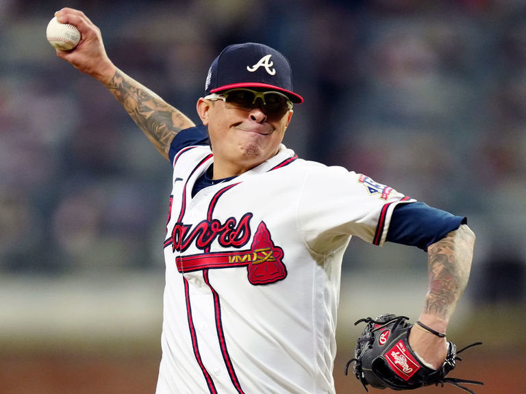 Braves call up 41-year-old Chavez for yet another stint | theScore.com