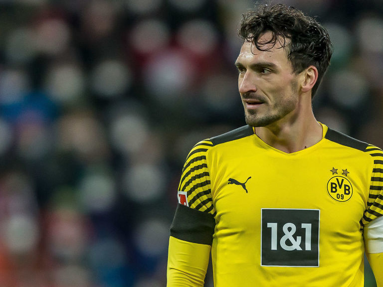 Hummels returns as Dortmund look to trim Bayern's lead | theScore.com