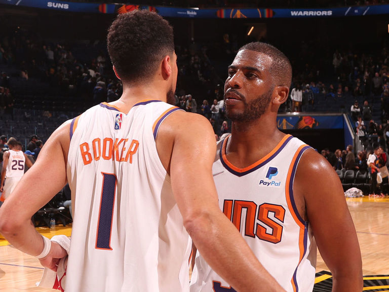 Booker, Paul deliver as Suns hold off Warriors | theScore.com