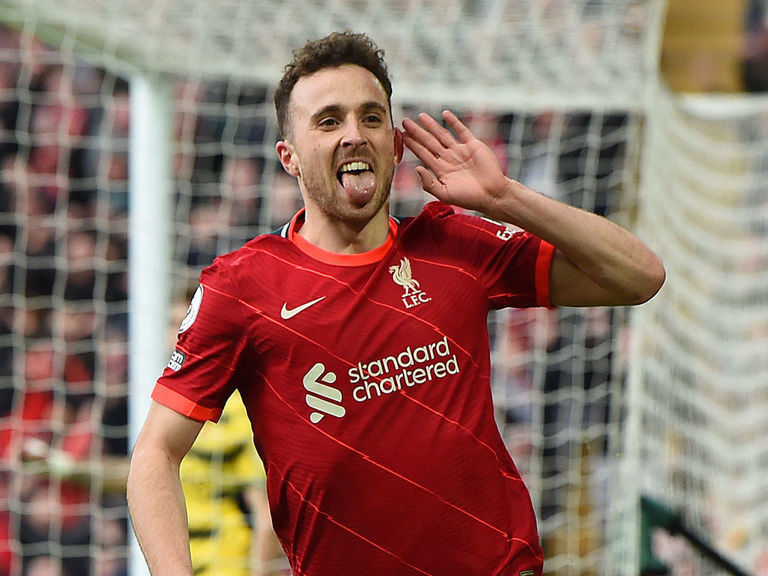 Jota extends Liverpool stay with new long-term deal | theScore.com