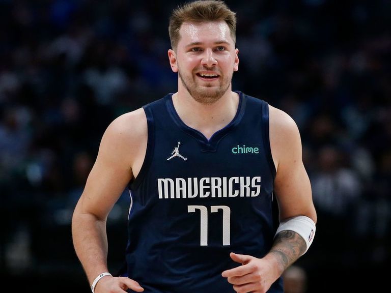 Doncic without timetable to return from calf strain | theScore.com