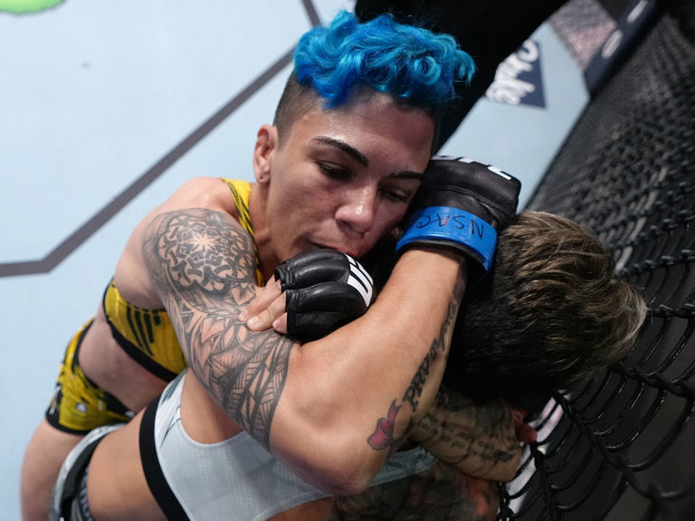 Andrade taps Lemos with standing arm triangle in UFC main event ...