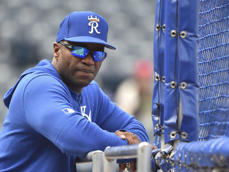 Royals dismiss hitting coach, shuffle staff | theScore.com