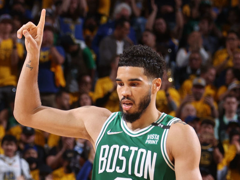 Tatum sets record for most assists in Finals debut | theScore.com