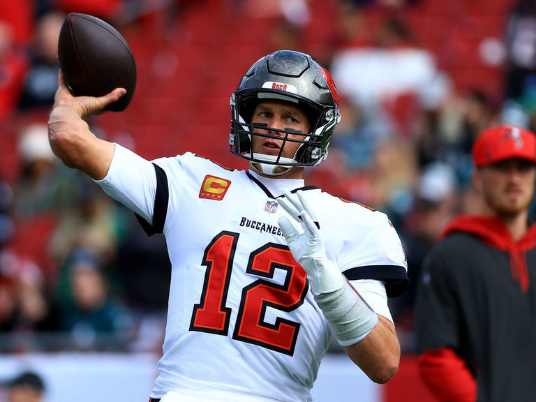 Brady sharp in limited work, Colts backups prevail in preseason finale ...