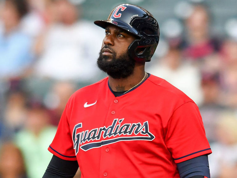 Cubs acquire Franmil Reyes from Guardians | theScore.com