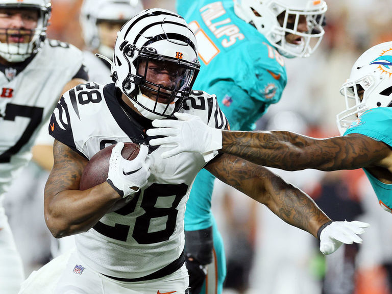 Bengals hand Dolphins their 1st loss of season on TNF | theScore.com