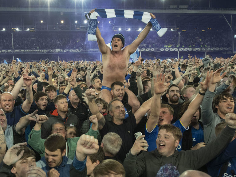 Everton fined £300K for wild celebrations at Goodison Park | theScore.com