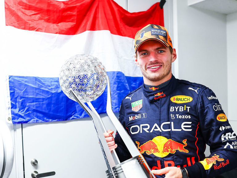 Verstappen takes 2nd straight drivers' title with Japan win | theScore.com