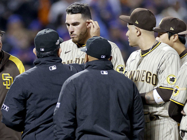 Watch: Ump checks Musgrove's ears for foreign substance at Mets ...