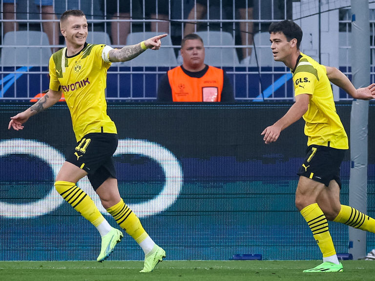 Dortmund captain Reus set to return after 1 month out | theScore.com
