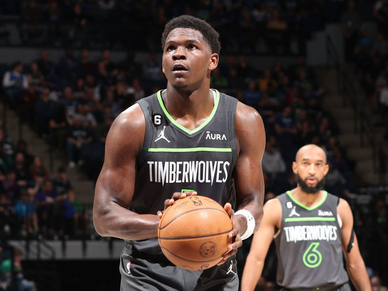 Timberwolves' Edwards after team booed in 2nd straight game: 'We look ...